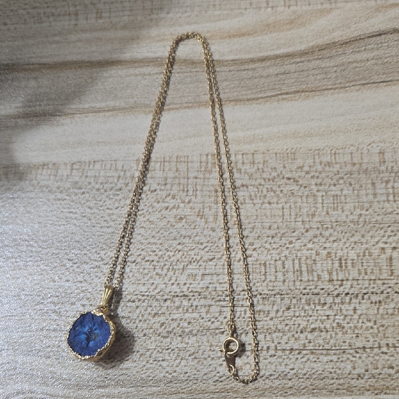 Artisan | Jewelry | Vintage Gold Tone And Blue Geode Pendant Necklace ...